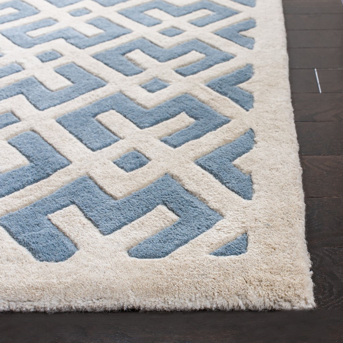 Rug CHT719B - Chatham Area Rugs by Safavieh