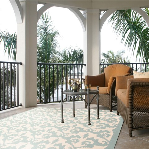 Courtyard Rugs - Safavieh.com