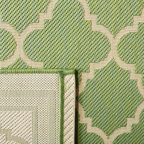 Green Tile Pattern Indoor-Outdoor Rug - Safavieh.com