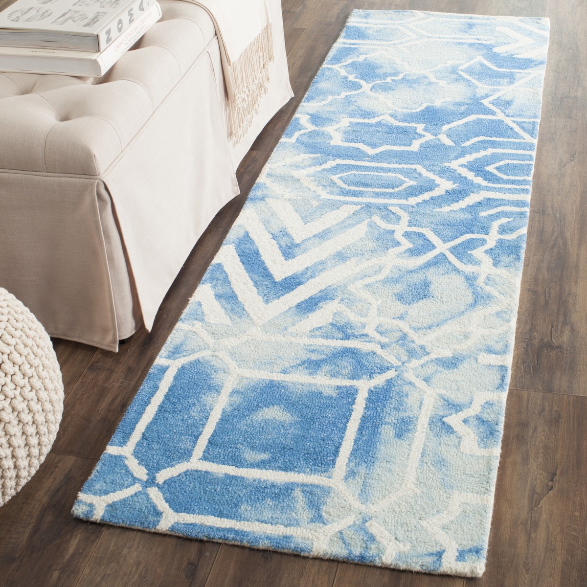 Rug DDY678G - Dip Dye Area Rugs by Safavieh