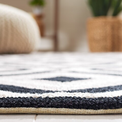 Rug FRS483A - Four Seasons Area Rugs by Safavieh