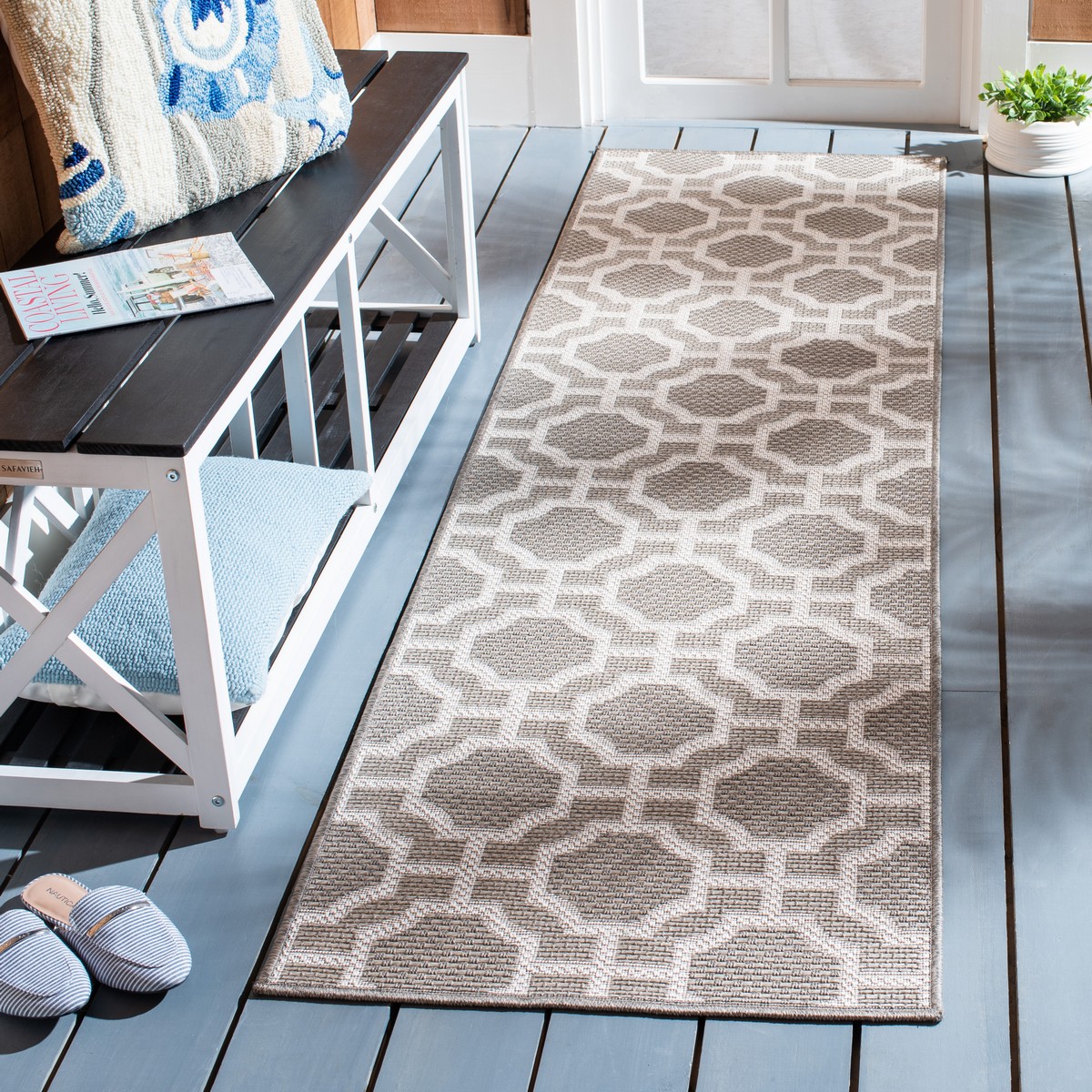 Rug LAK247B - Lakeside Area Rugs by Safavieh