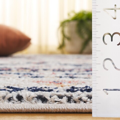 Rug LUNR100N - Luna Area Rugs by Safavieh