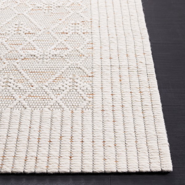 Rug MRB430T - Marbella Area Rugs by Safavieh