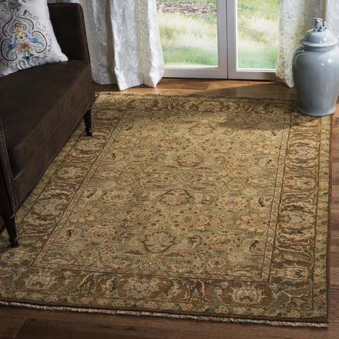 Antique Rugs | The Old World Collection - Safavieh.com