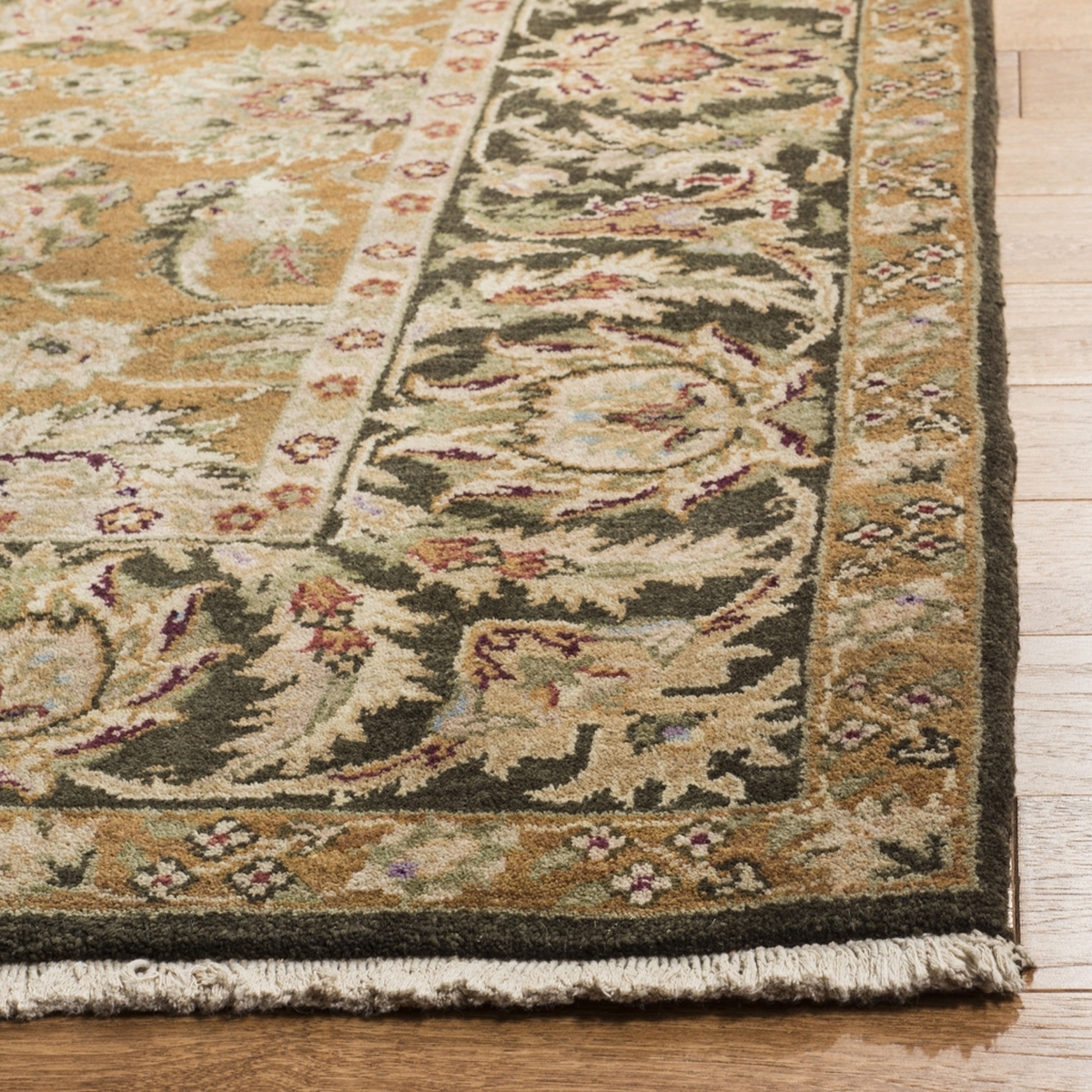 Rug OW115D - Old World Area Rugs by Safavieh
