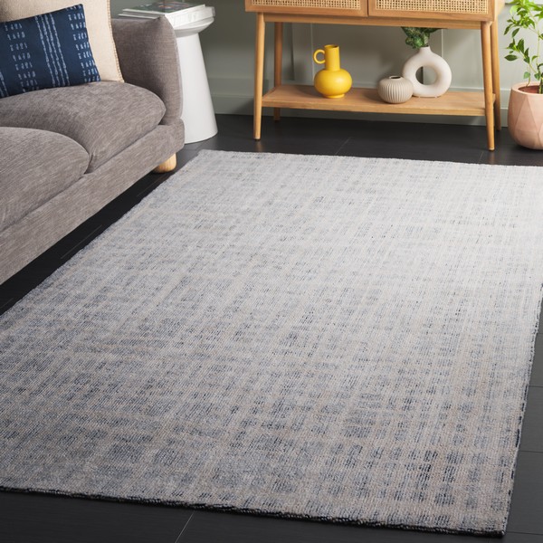 Distressed Finish Rugs | Restoration Vintage Collection - Safavieh