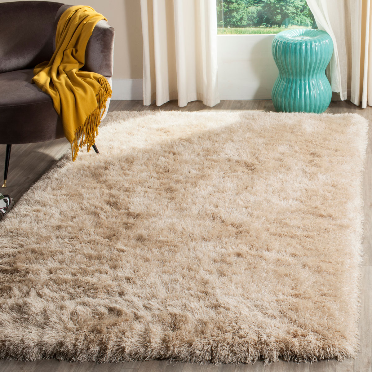 Thick Pile Champagne Shag Rug | Venice Shags - Safavieh