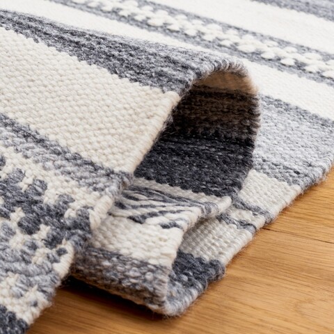 Rug STK426H - Striped Kilim Area Rugs by Safavieh