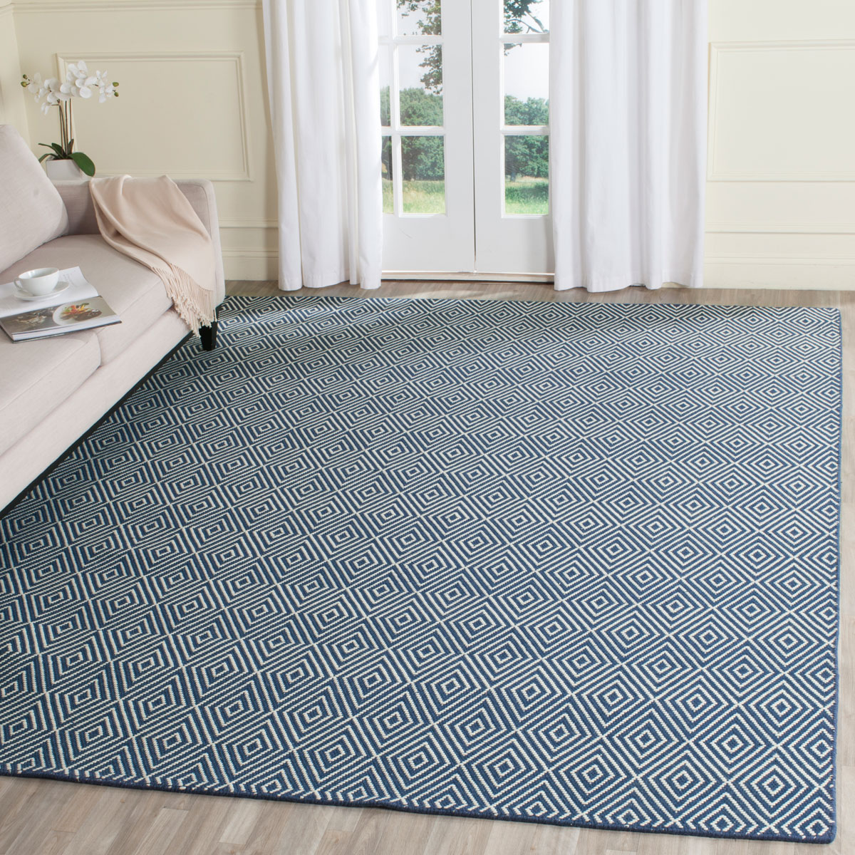 WIL715C | Wilton Area Rugs | Navy Blue - Safavieh.com